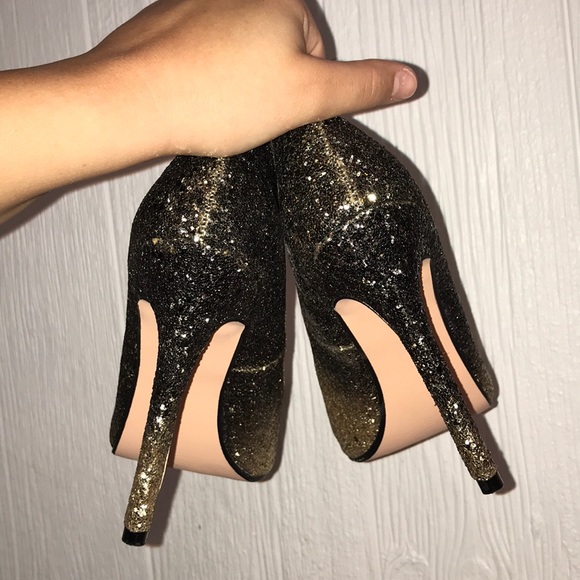 JustFab | Shoes | Justfab Black And Gold Glitter Pumpsheels | Poshmark